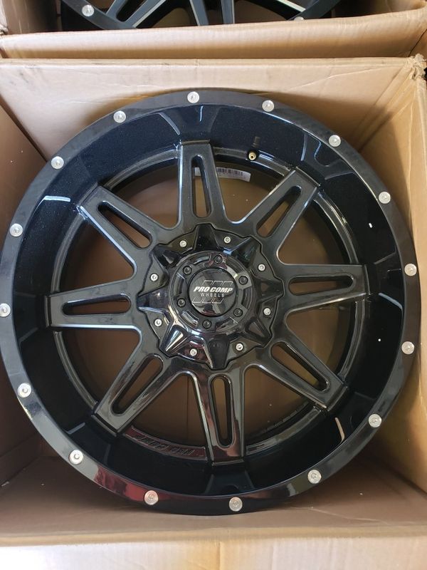 6x5 5 Bolt Pattern 20x9 5 Pro Comp Blockade 42 Series Gloss Black