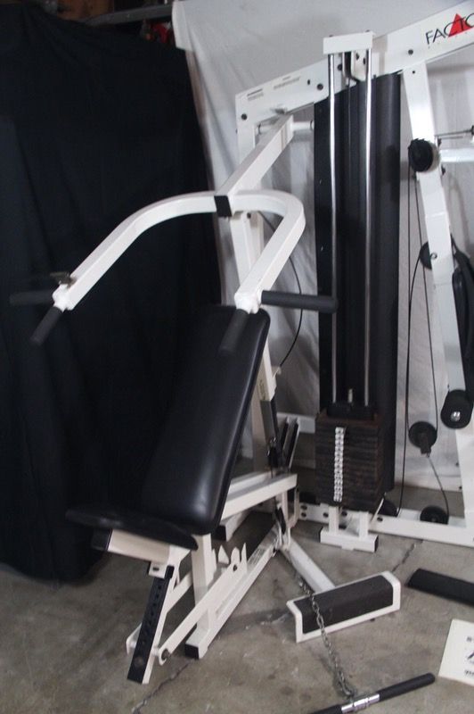 Parabody Factor 525 Home Complete Gym Workout Machine Weight Lifting ...