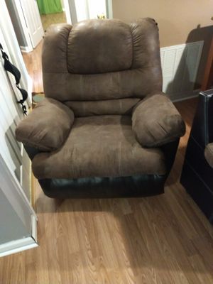 New and Used Recliner for Sale - OfferUp