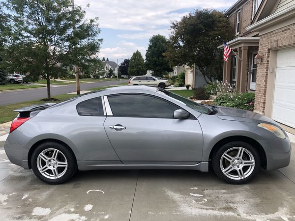 08 Nissan Altima Coupe for Sale in Bristol, WI - OfferUp