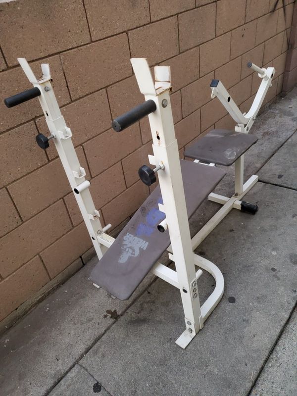 Weider 148 weight Bench for Sale in Irwindale, CA - OfferUp
