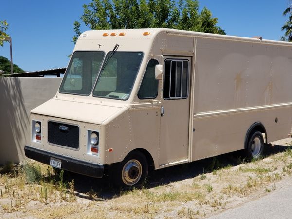 1985 CHEVROLET P30 Step Van / Box Truck / Fed-Ex type Van for Sale in ...