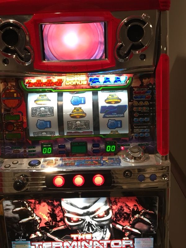Terminator slot machine w/stand and 300 tokens for Sale in Ridley Park ...