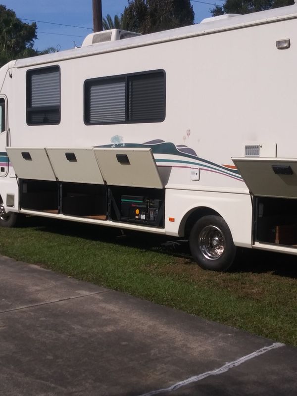 1995 Fleetwood Southwind 33 foot Motorhome for Sale in Tampa, FL - OfferUp