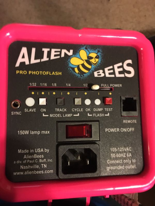 Alien Bees B800 flash unit Paul C Buff for Sale in Rowlett, TX - OfferUp
