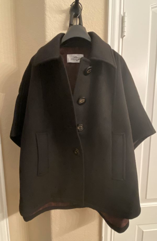 Coach SHORT CAPE / Coat BLACK for Sale in Katy, TX - OfferUp
