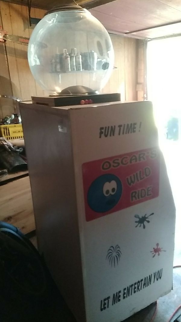 Oscar's wild ride gumball machine for Sale in Springfield, MO - OfferUp