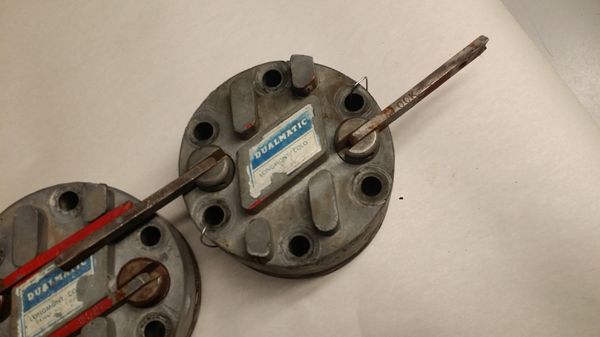 Vintage Dualmatic 4x4 Locking Hubs Willys Scout Jeep CJ3 CJ5 10 spl for ...