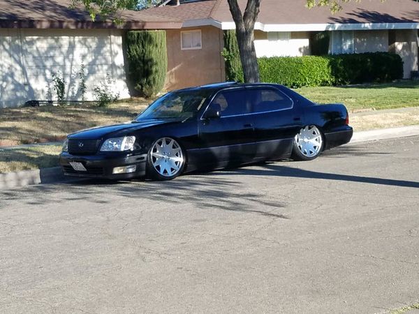 BAGGED 1999 LEXUS LS400 for Sale in Palmdale, CA - OfferUp