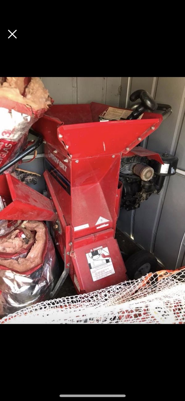 Troy-Bilt Tomahawk Wood Chipper/Shredder model 47285 -- for Sale in ...