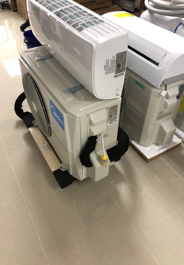 Portable mini split ac unit 12000 BTU 110 volt for Sale in Riviera ...