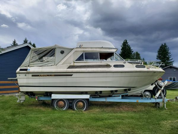 Apollo 25 foot cabin cruiser for Sale in Sumner, WA - OfferUp