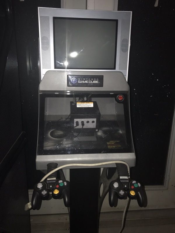 Nintendo GameCube Kiosk for Sale in Dallas, TX - OfferUp