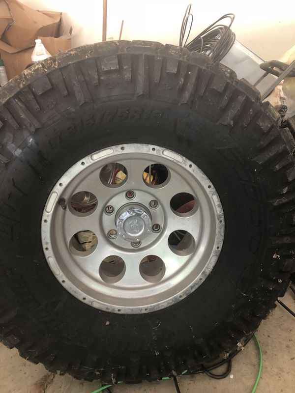 35 inch terrain tires and 16 inch rims for Sale in Saint Francisville ...