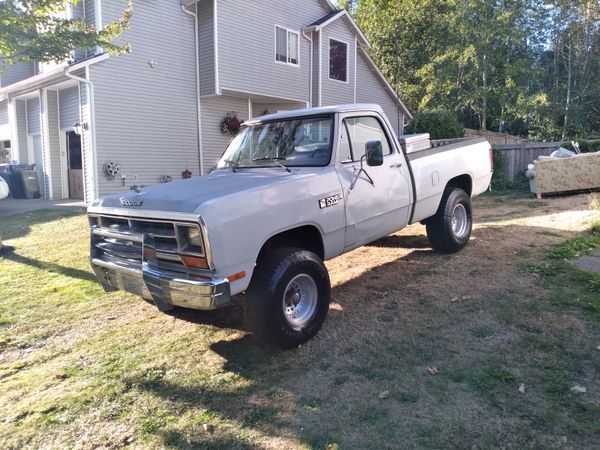Very Rare 86 Dodge Ram 4X4 Short box for Sale in Lake Stevens, WA - OfferUp