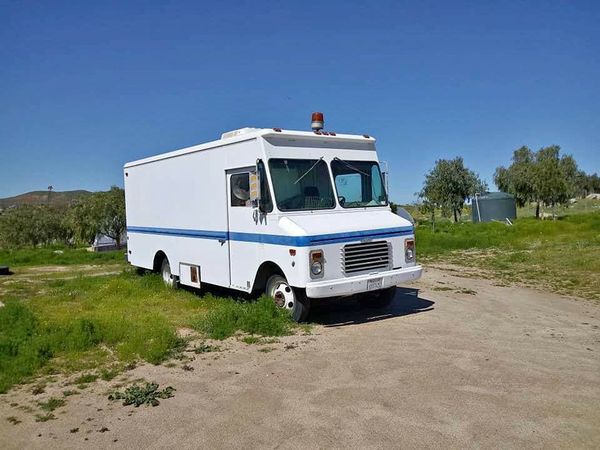 1986 Chevy Grumman Step Van P30 for Sale in Colton, CA - OfferUp