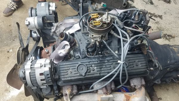 Chevy engine 350 tbi good condition for Sale in Opa-locka, FL - OfferUp