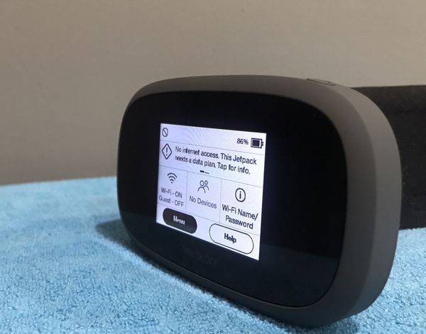 Verizon JETPACK MIFI 8800L 4G for Sale in Cathedral City, CA - OfferUp