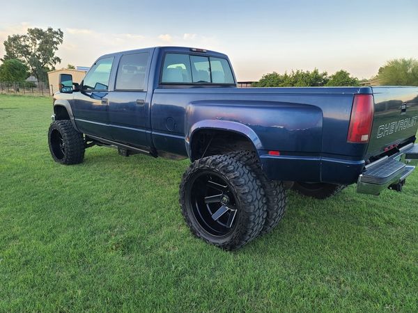 2000 Chevy 3500 Dually