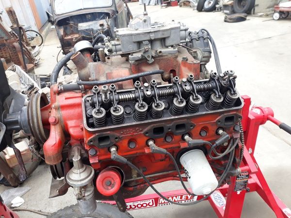 FORD 312 Y BLOCK!! RUNS!! 675$ OBO for Sale in Gardena, CA - OfferUp